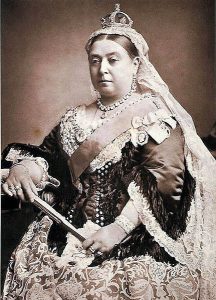 Queen Victoria Height: Uncover the Truth Here! - The Caring Girl